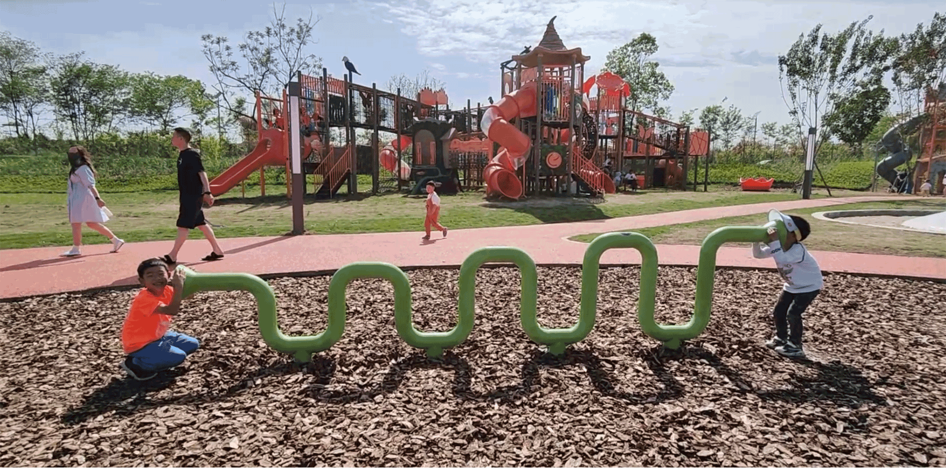 Lujiatan Funky Amusement Park - Cowboy Playground